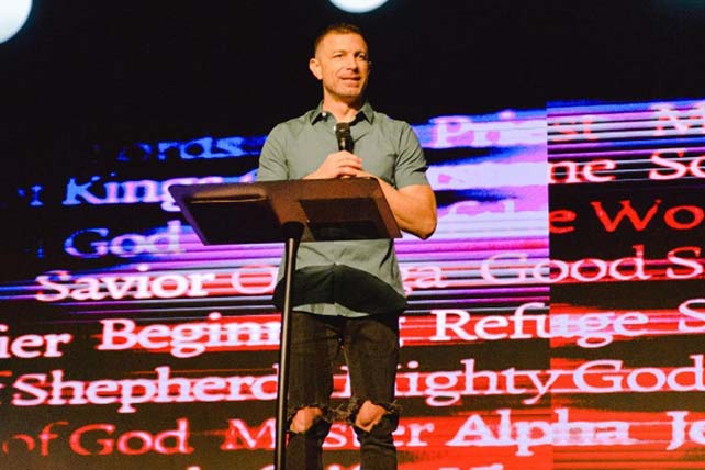 Venue Church Pastor Tavner Smith Returns to the Pulpit; Admits to an ...